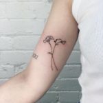 Minimalist Sweet Pea Tattoo by Suki
